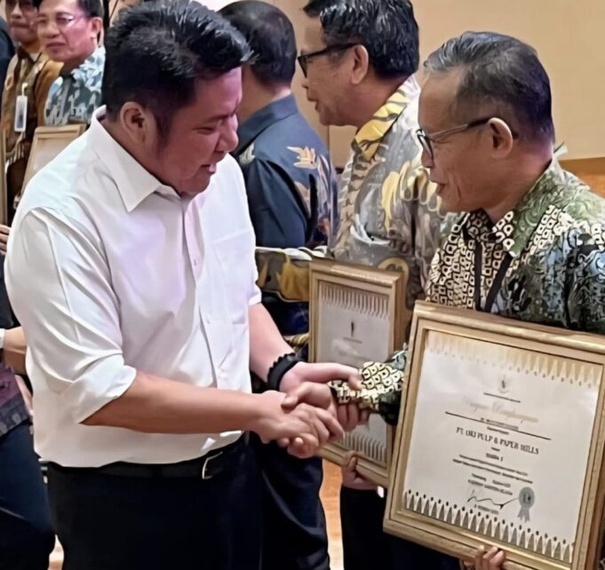PT OKI Pulp & Paper Mills Raih Juara 1 Paritrana Award Sumsel 2024 | VENEWS